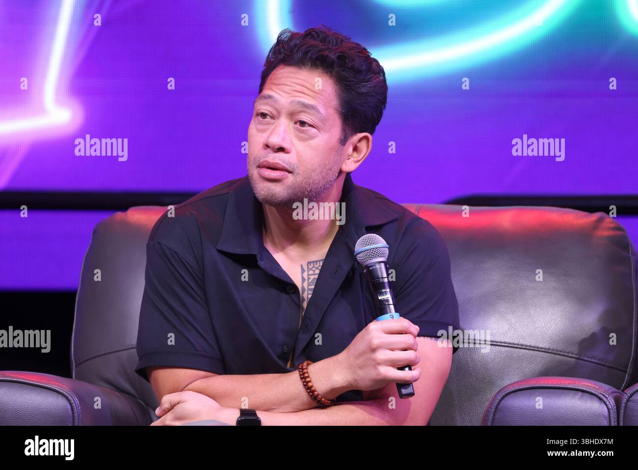 Phoenix, Arizona, USA. 8th June, 2025. Actor EUGENE CORDERO speaking at the 2025 Phoenix Fan ...