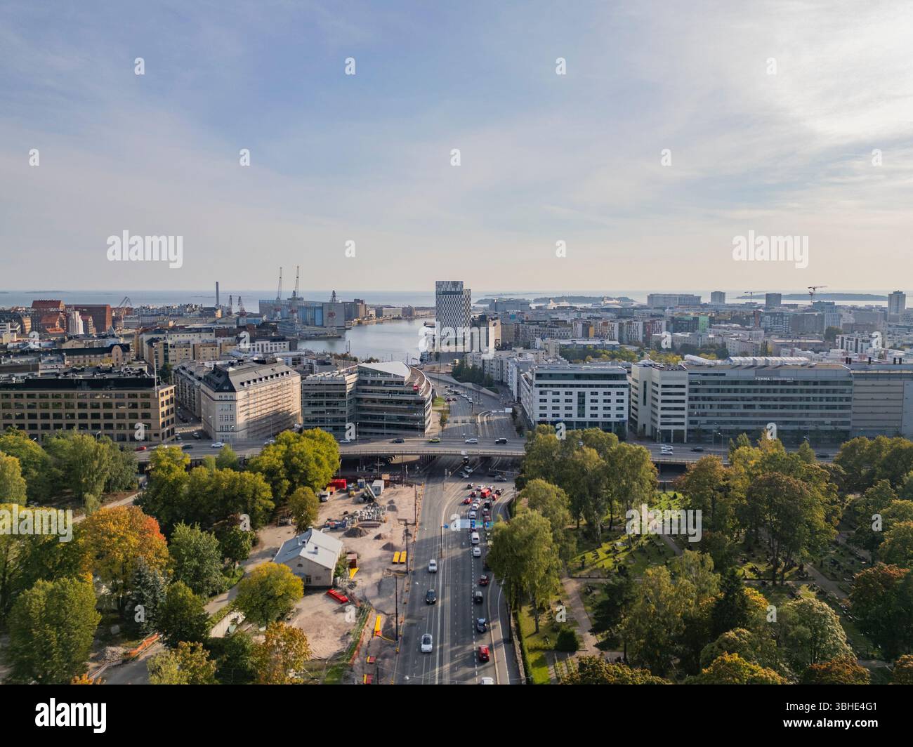 Birds eye view drone footage hi-res stock photography and images - Alamy