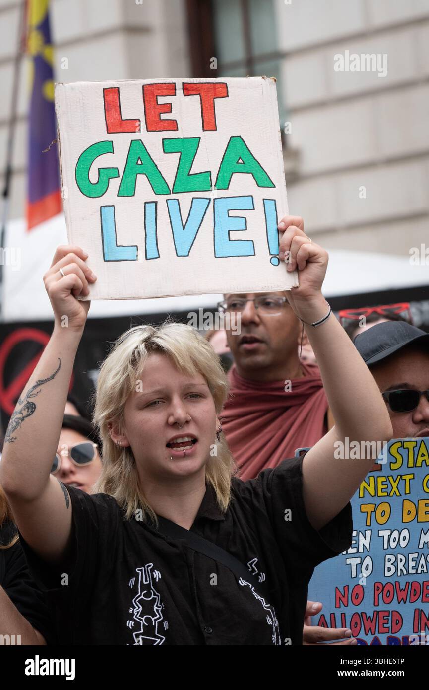 London, UK. 9 June, 2025. A placard reading "Let Gaza Live!" is held ...