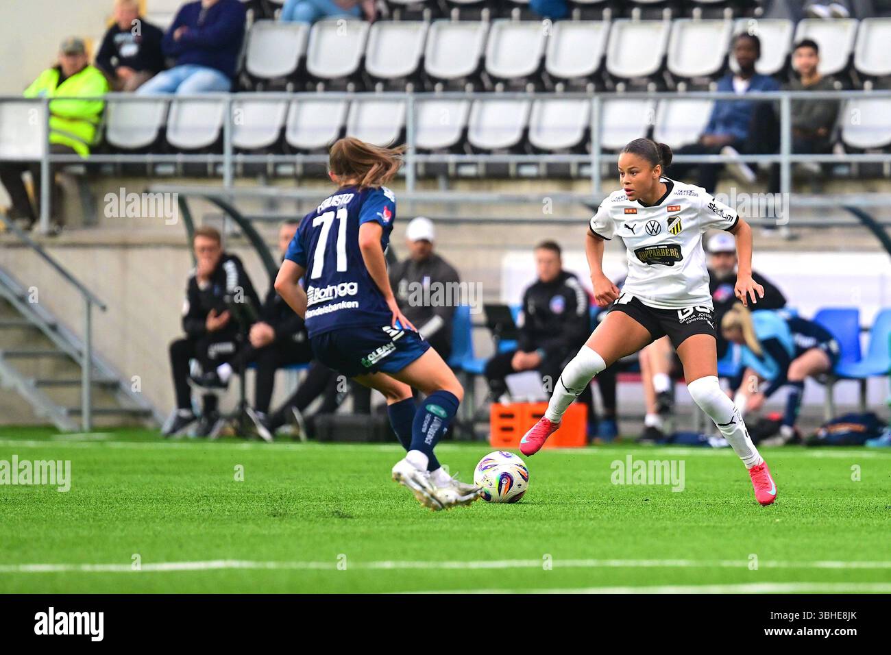 Linkoping, Sweden. 09th June, 2025. Bilborsen Arena, Linkoping, Sweden ...