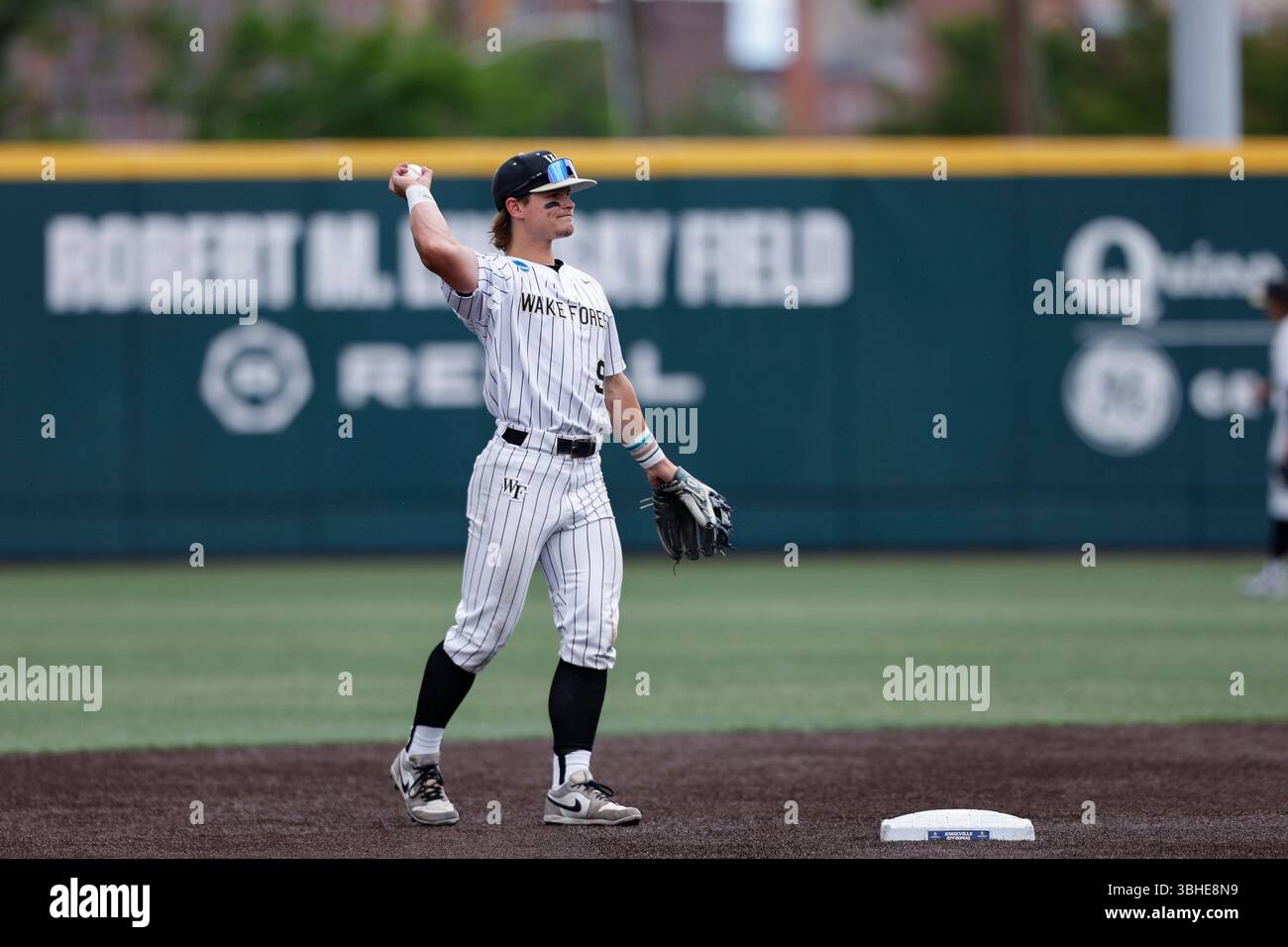 Wake Forest Demon Deacons second baseman Austin Hawke (9) on defense ...