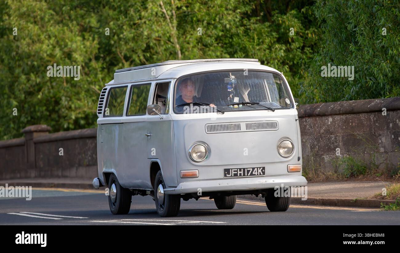 Milton Keynes,Bucks,UK - June 1st 2025: 1972 Volkswagen Camper Van car ...