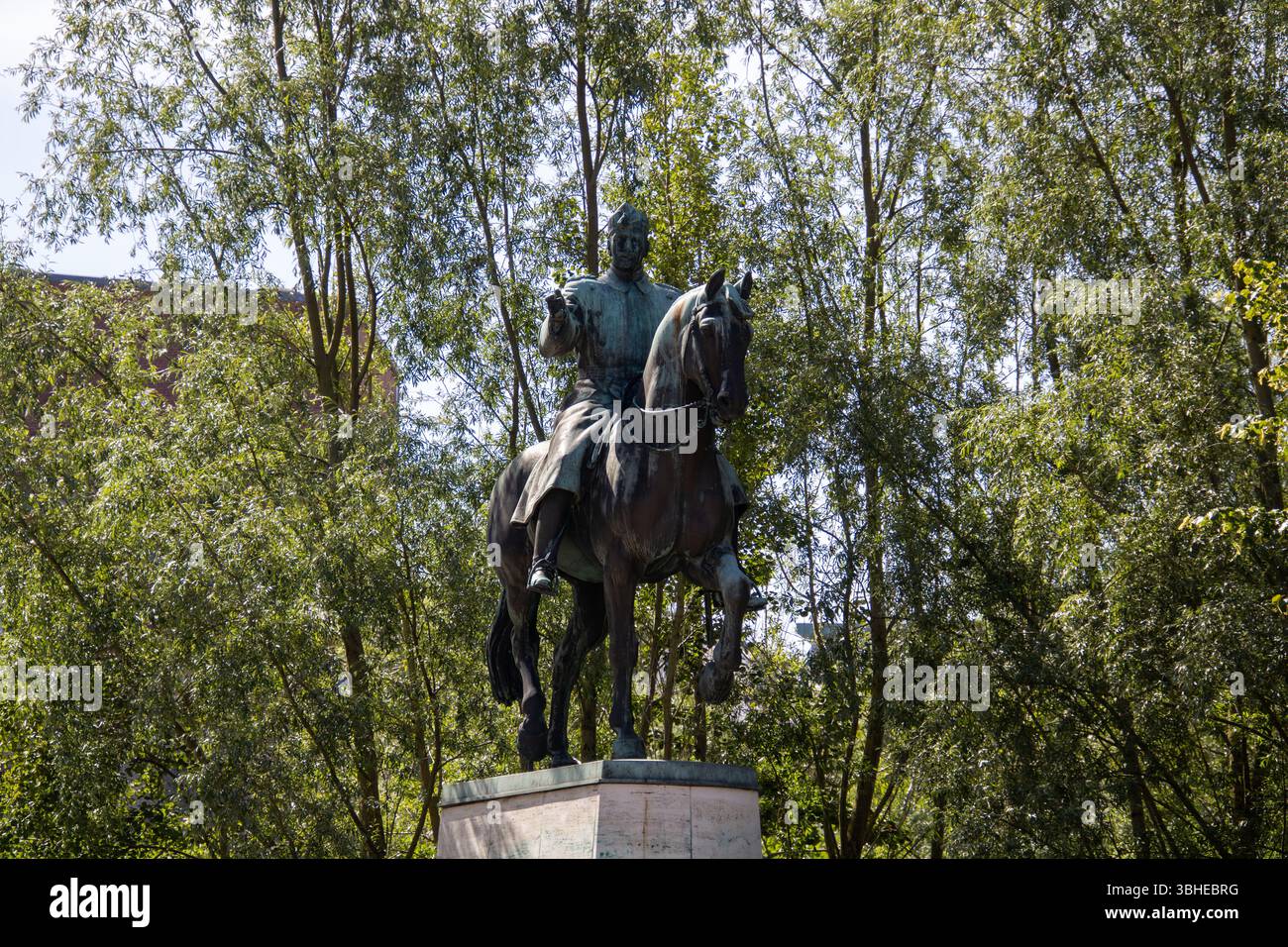 Aarhus, Dänemark: Reitersstatue von Christian X (Helen Schou, 1955) im ...