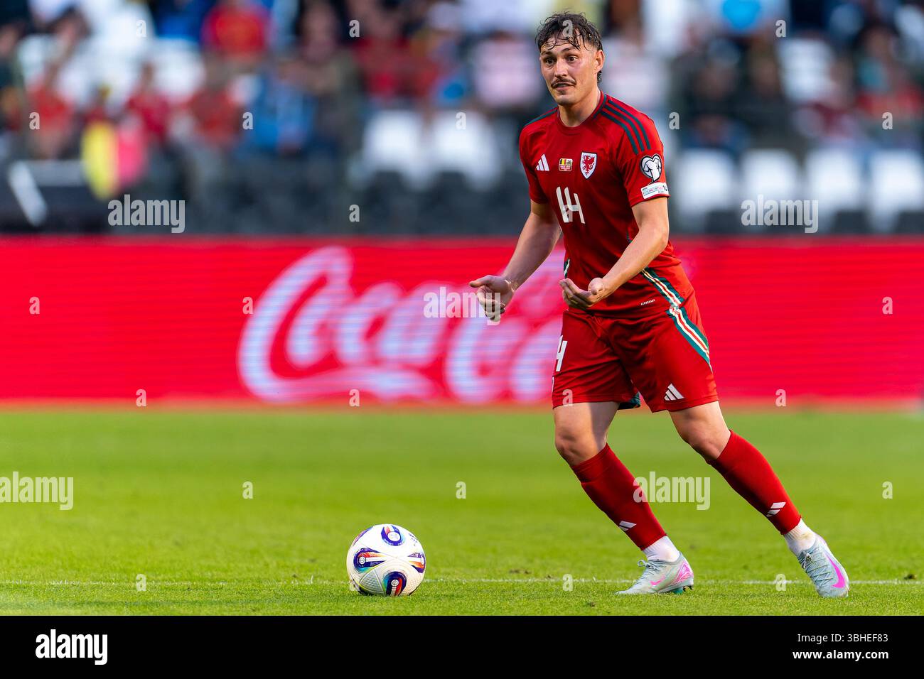 BRUSSELS, BELGIUM - JUNE 9: Connor Roberts of Wales in action during ...