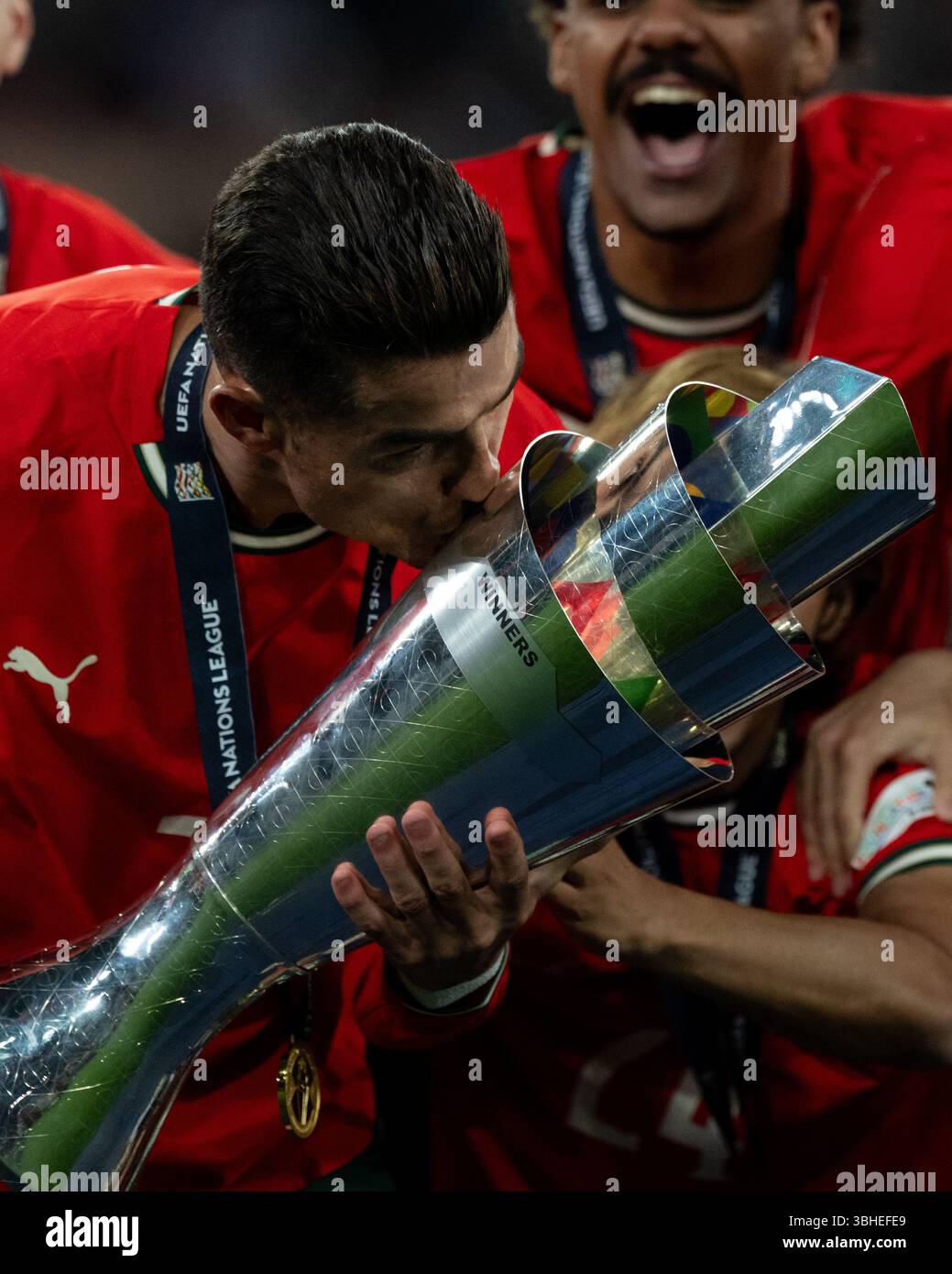 Cristiano ronaldo portugal trophy 2025 hi-res stock photography and ...