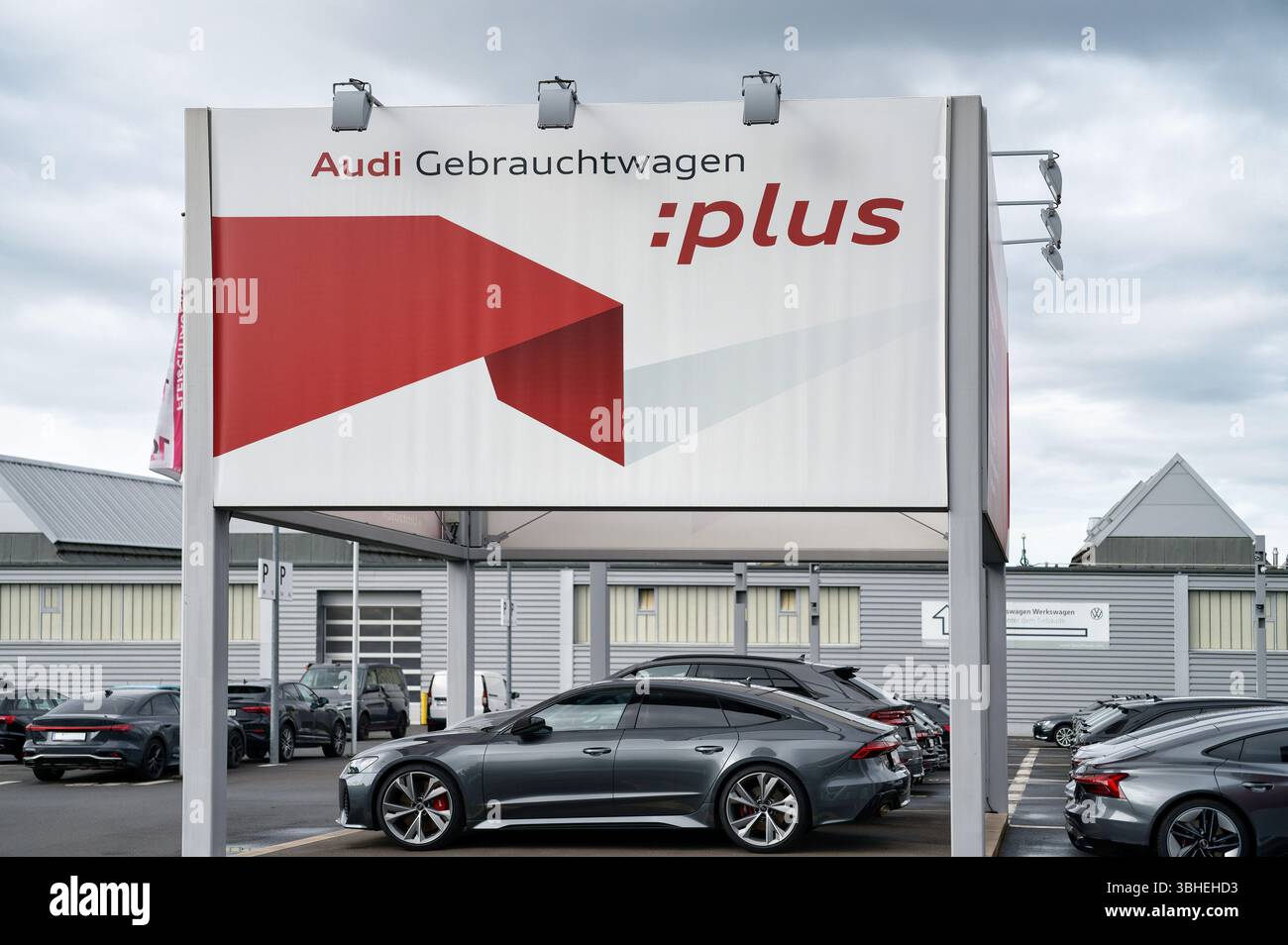 Cologne, Germany June 7, 2025: Billboard For "Audi Gebrauchtwagen :plus ...