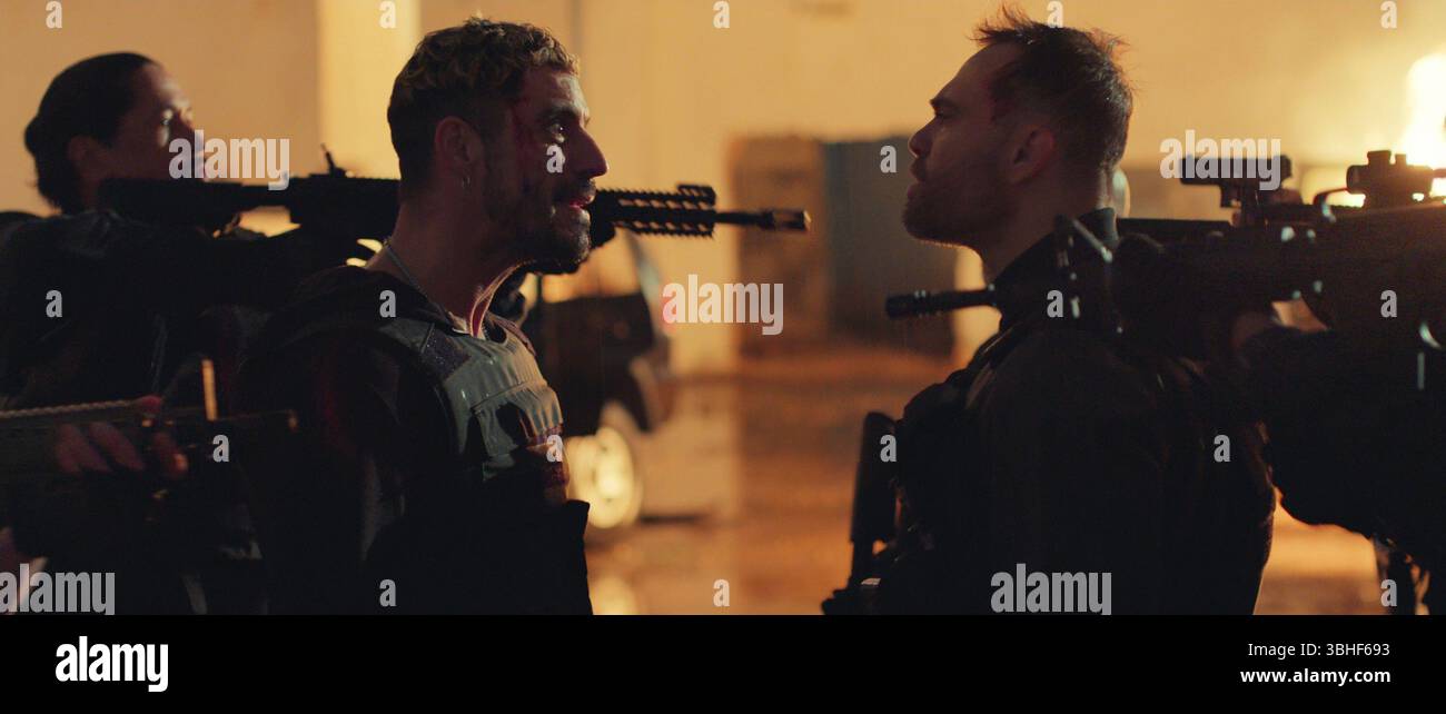 CRIMINAL CODE, (aka DNA DO CRIME), Alex Nader (right), 'The Hunter and ...