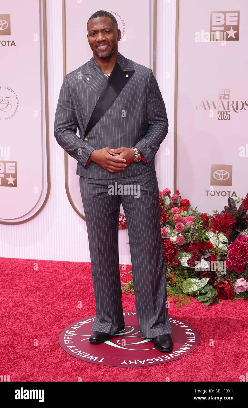 Ryan Clark arrives on the red carpet for 25th annual BET Awards live ...