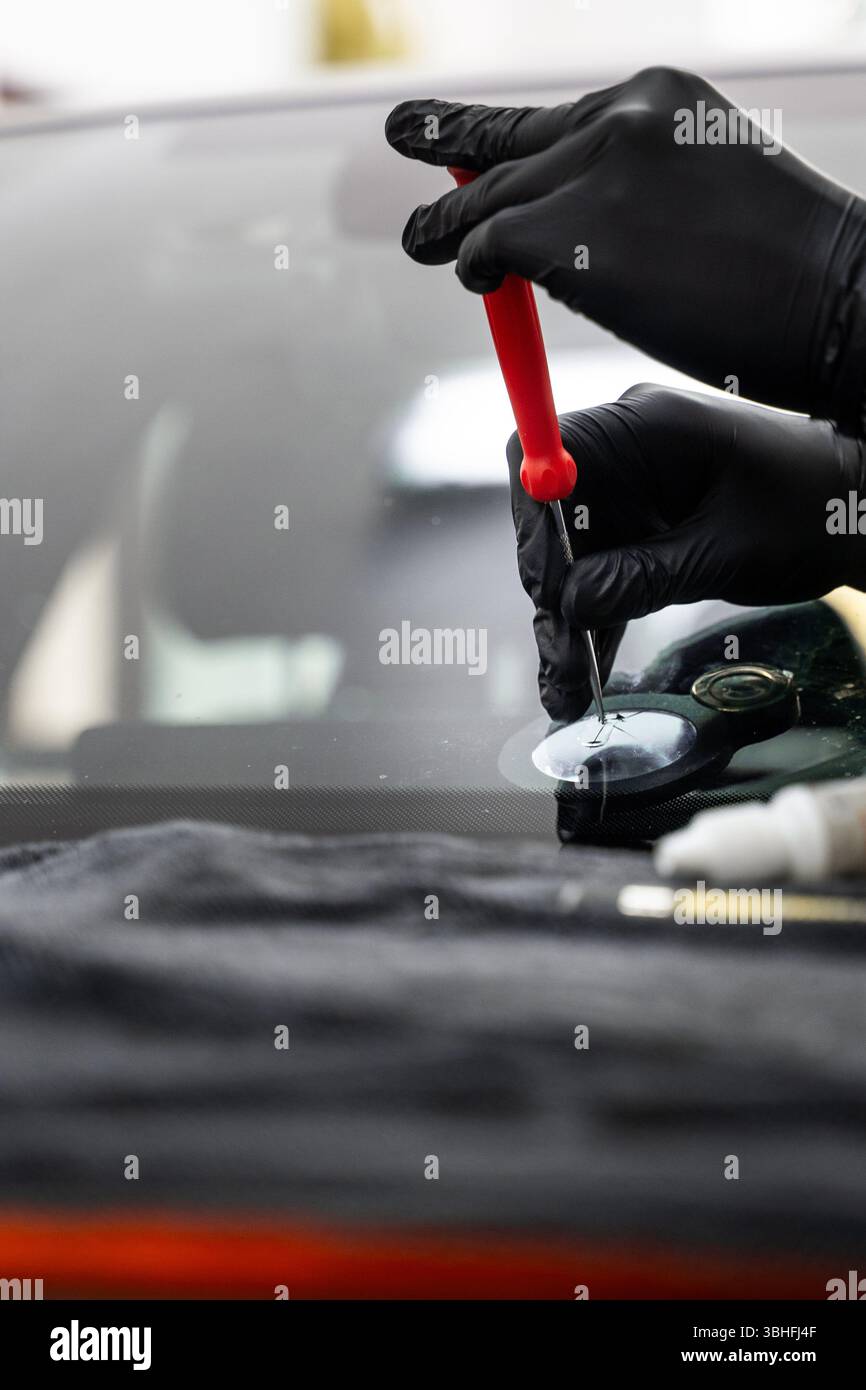 Uv recovery hi-res stock photography and images - Alamy