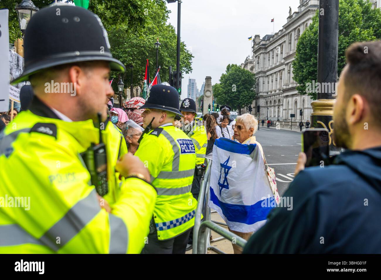 An emergency protest was held outside 10 Downing street calling for the ...