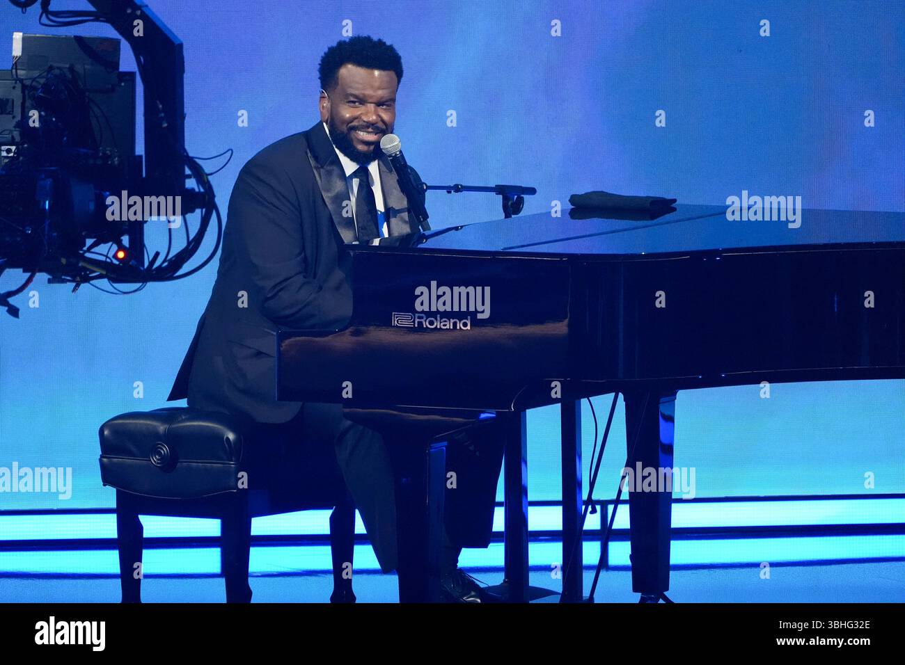 Craig Robinson speaks during the BET Awards on Monday, June 9, 2025, at ...