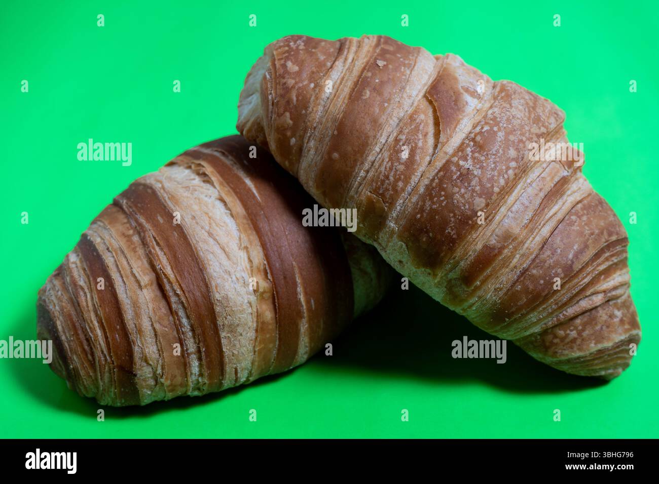 Green layered dessert hi-res stock photography and images - Alamy