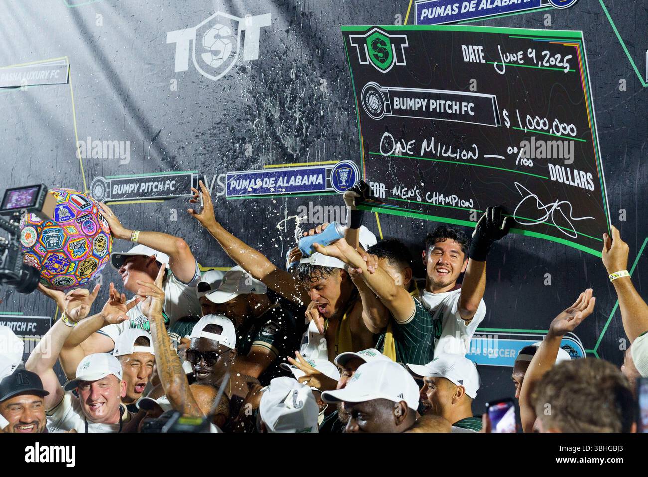 Cary, North Carolina, USA. 9th June, 2025. Bumpy Pitch FC Men's team ...