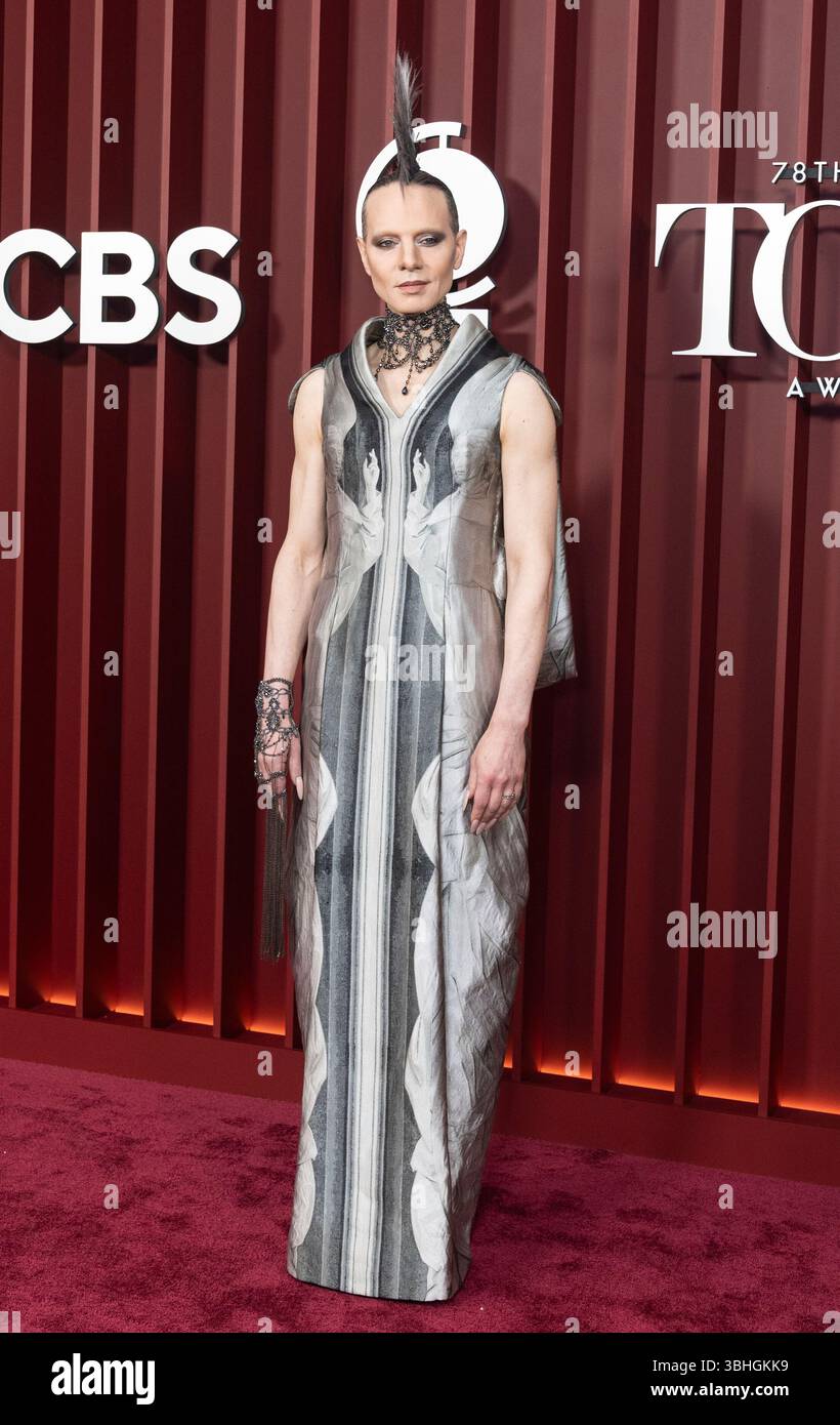 Jordan Roth wearing dress by Alexander McQueen attends 78th annual TONY ...