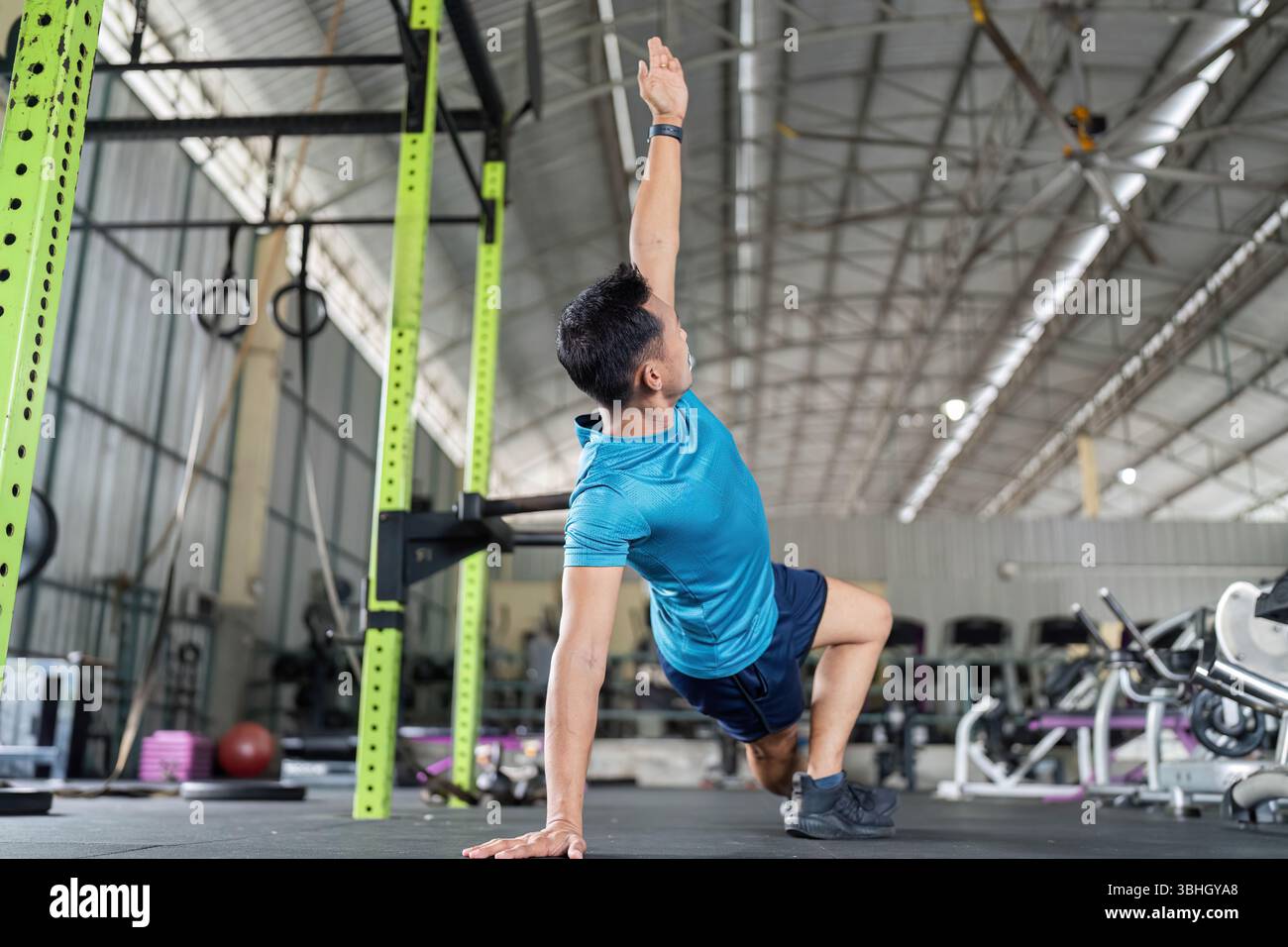 Man performing side plank hi-res stock photography and images - Alamy
