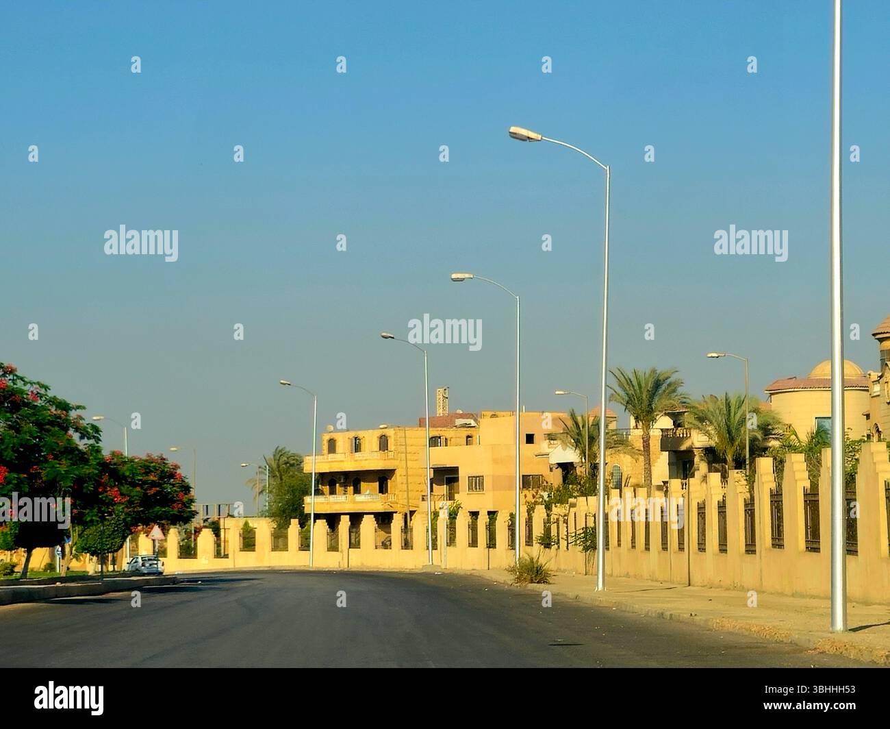 Dubai uae october 2025 residential hi-res stock photography and images ...
