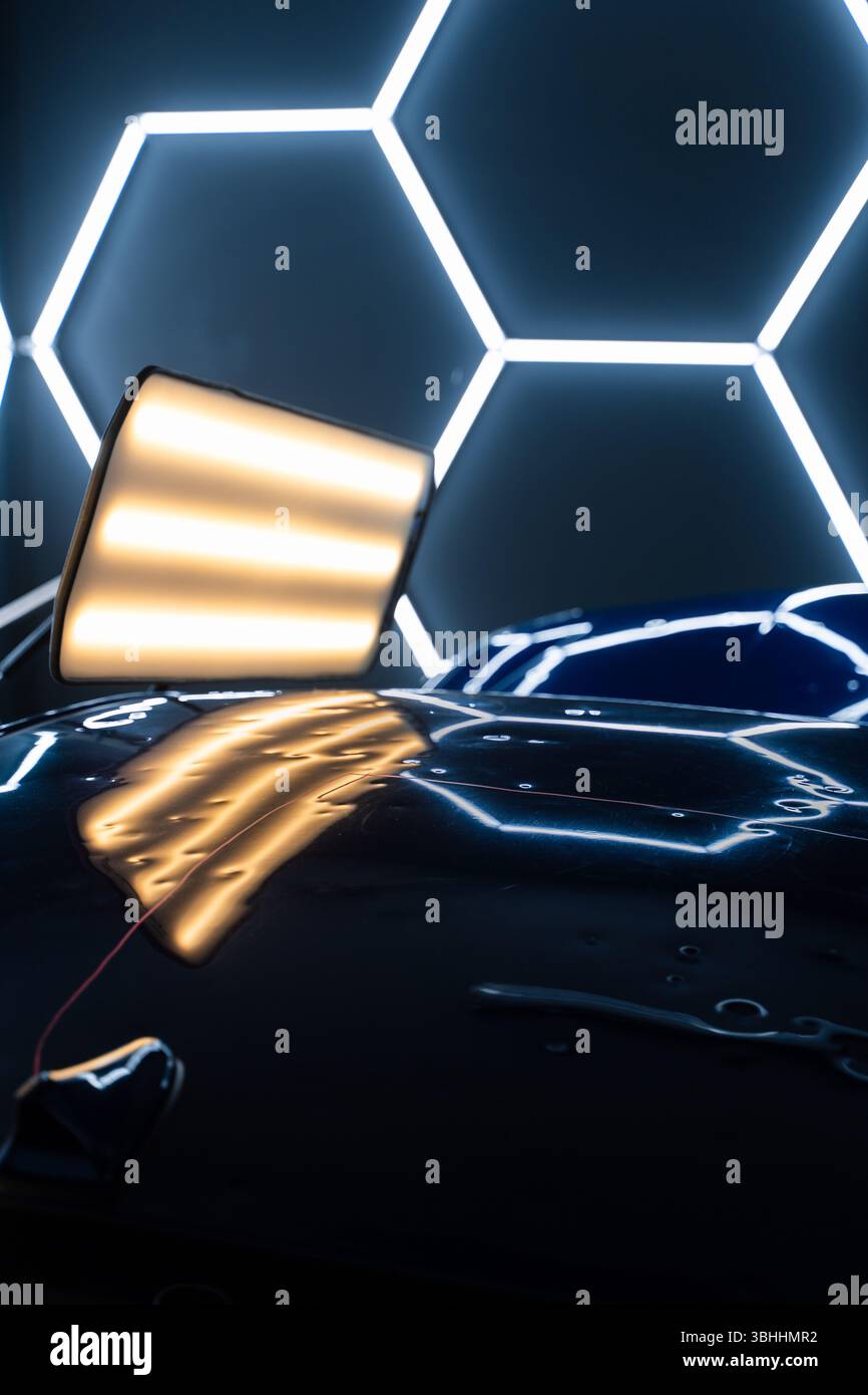 PDR lights reveal damage for accurate dent detection and assessment ...