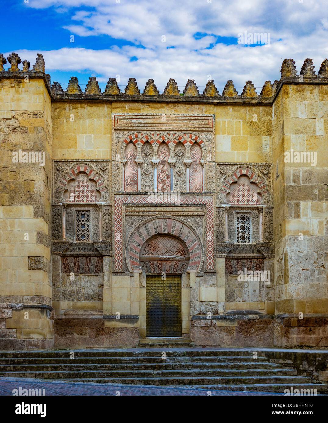 Cordoba medieval architecture hi-res stock photography and images - Alamy