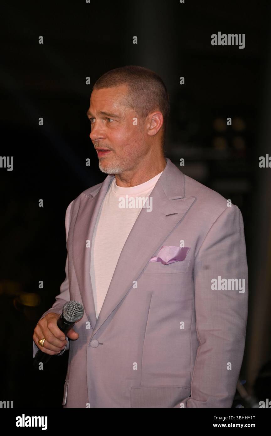 Mexico City, Mexico. 09th June, 2025. Brad Pitt speaks during the black ...