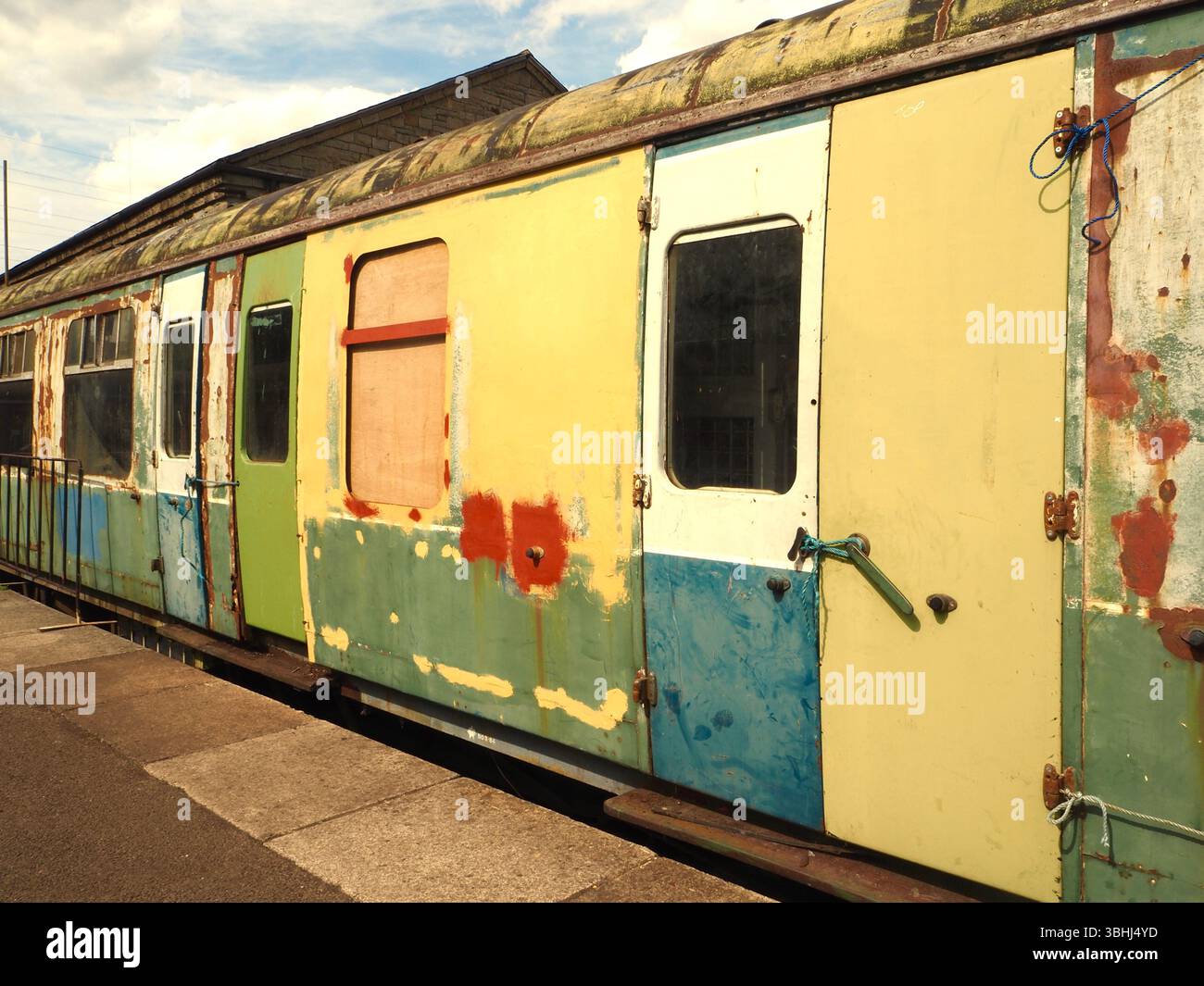 Dilapidated rusting railway carriage awaiting restoration at Bitton ...