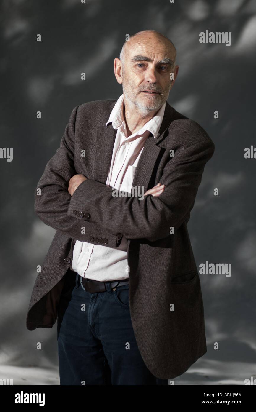 Martin salisbury illustrator hi-res stock photography and images - Alamy