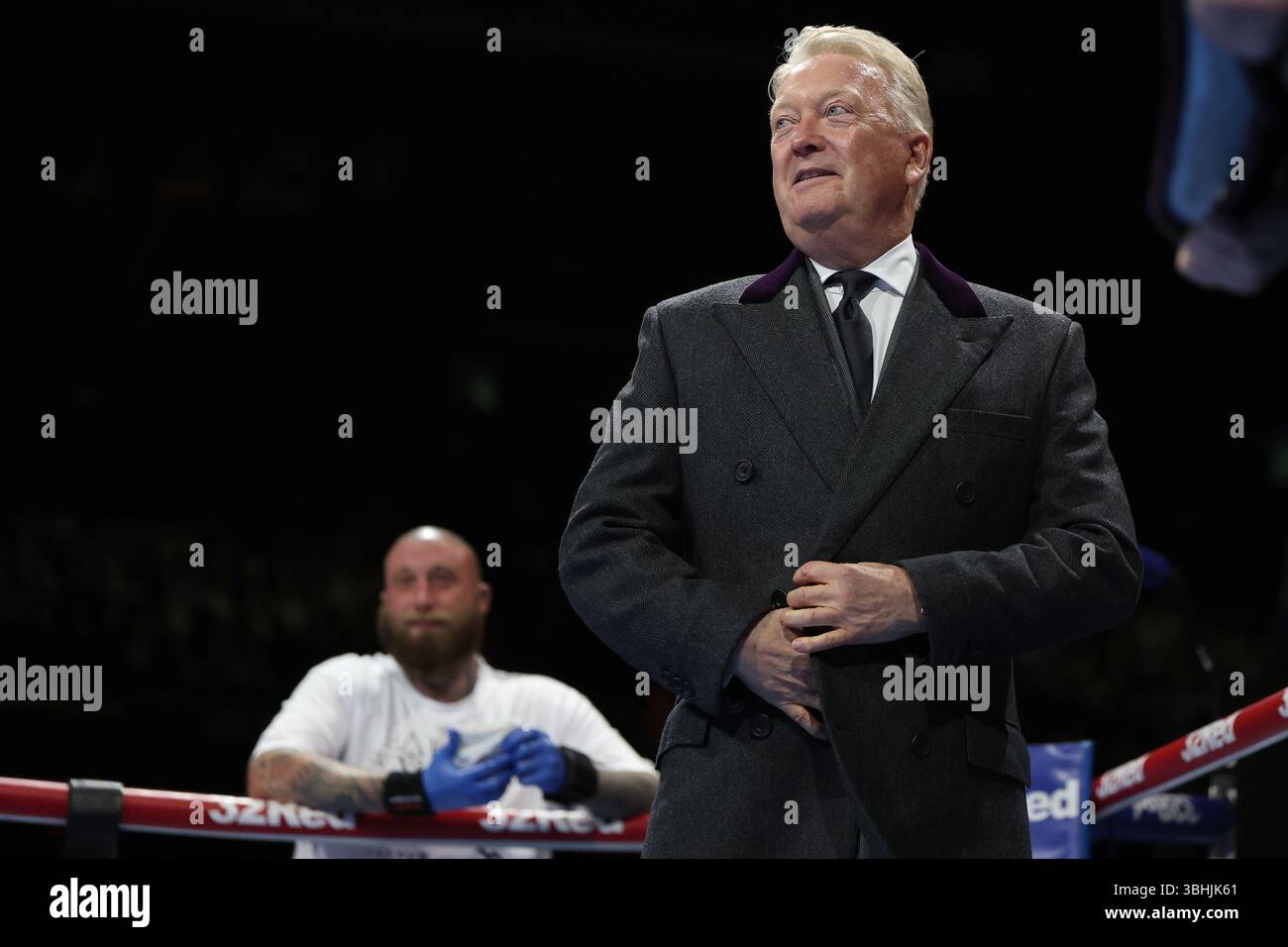 Boxing Promoter, Frank Warren - Fabio Wardley v Justis Huni ...