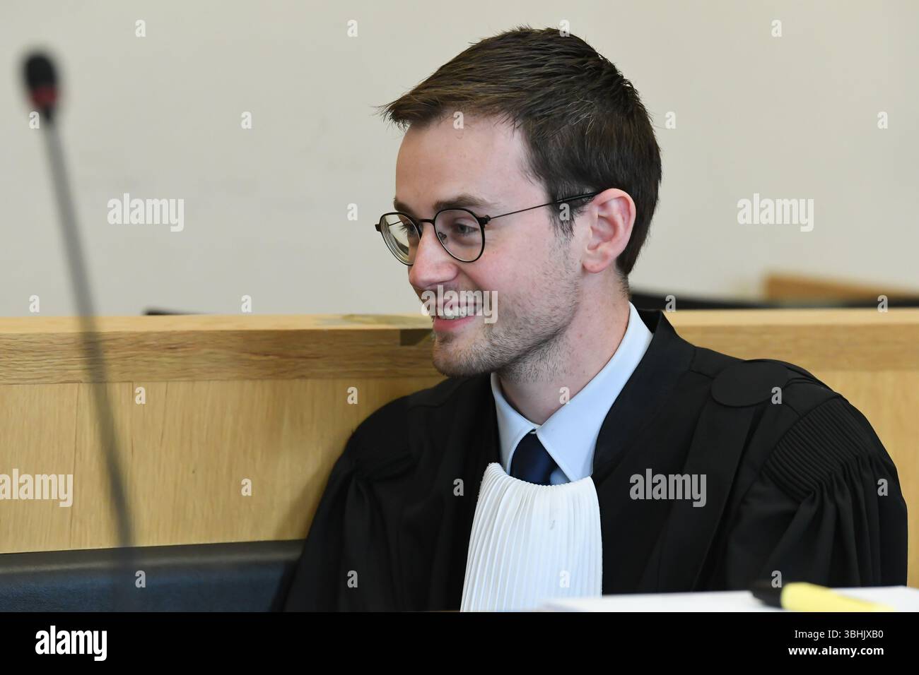 Lawyer Brecht Horsten pictured during the jury constitution session at ...