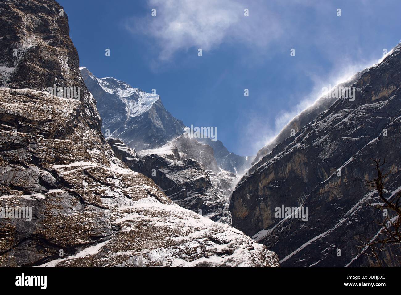 Embark on sky high adventure hi-res stock photography and images - Alamy