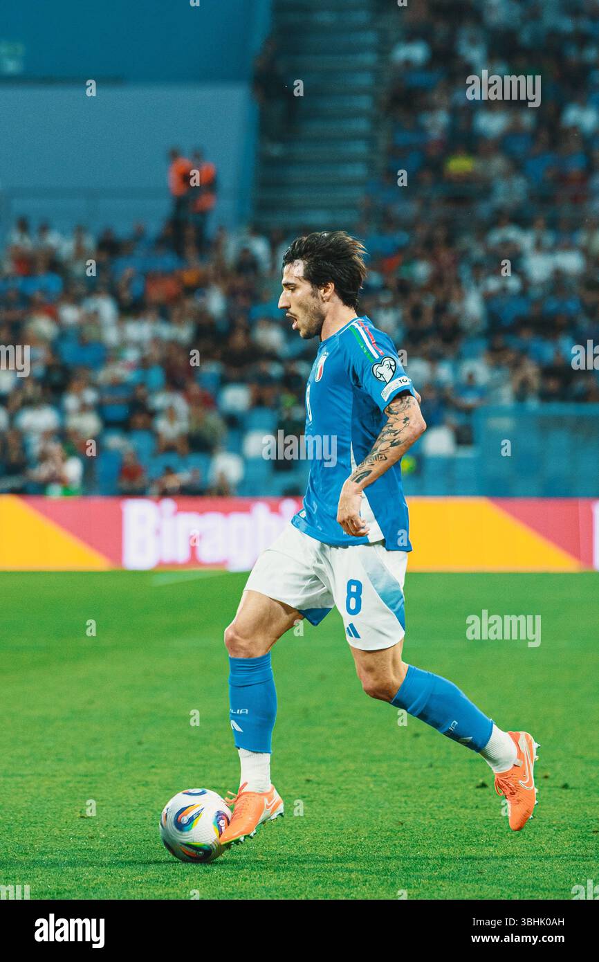 Italian player Sandro Tonali during the Italy-Moldova match Stock Photo ...