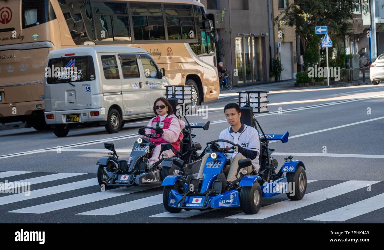Tokyo go kart hi-res stock photography and images - Alamy