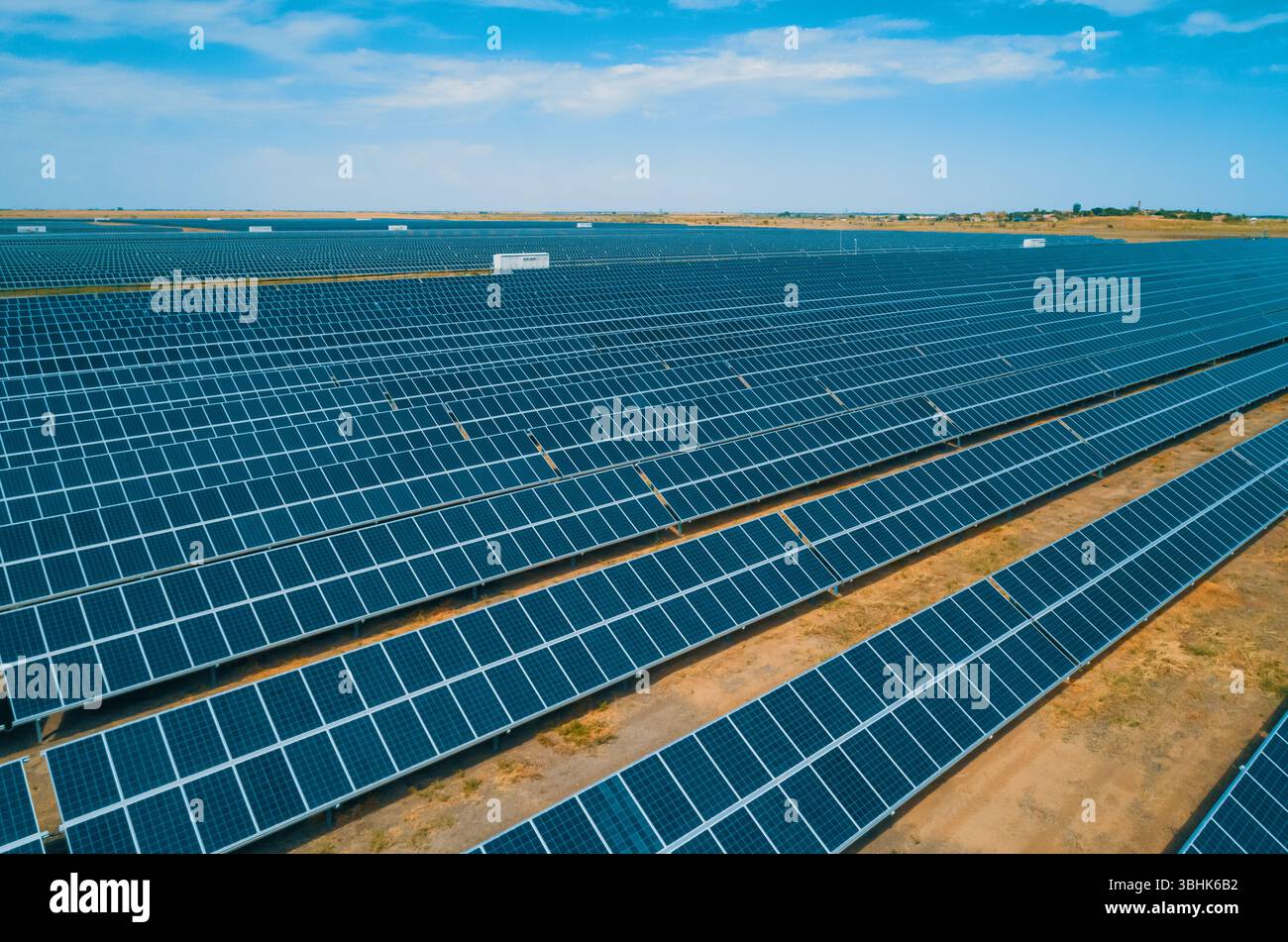 Vast solar farm in clear hi-res stock photography and images - Alamy