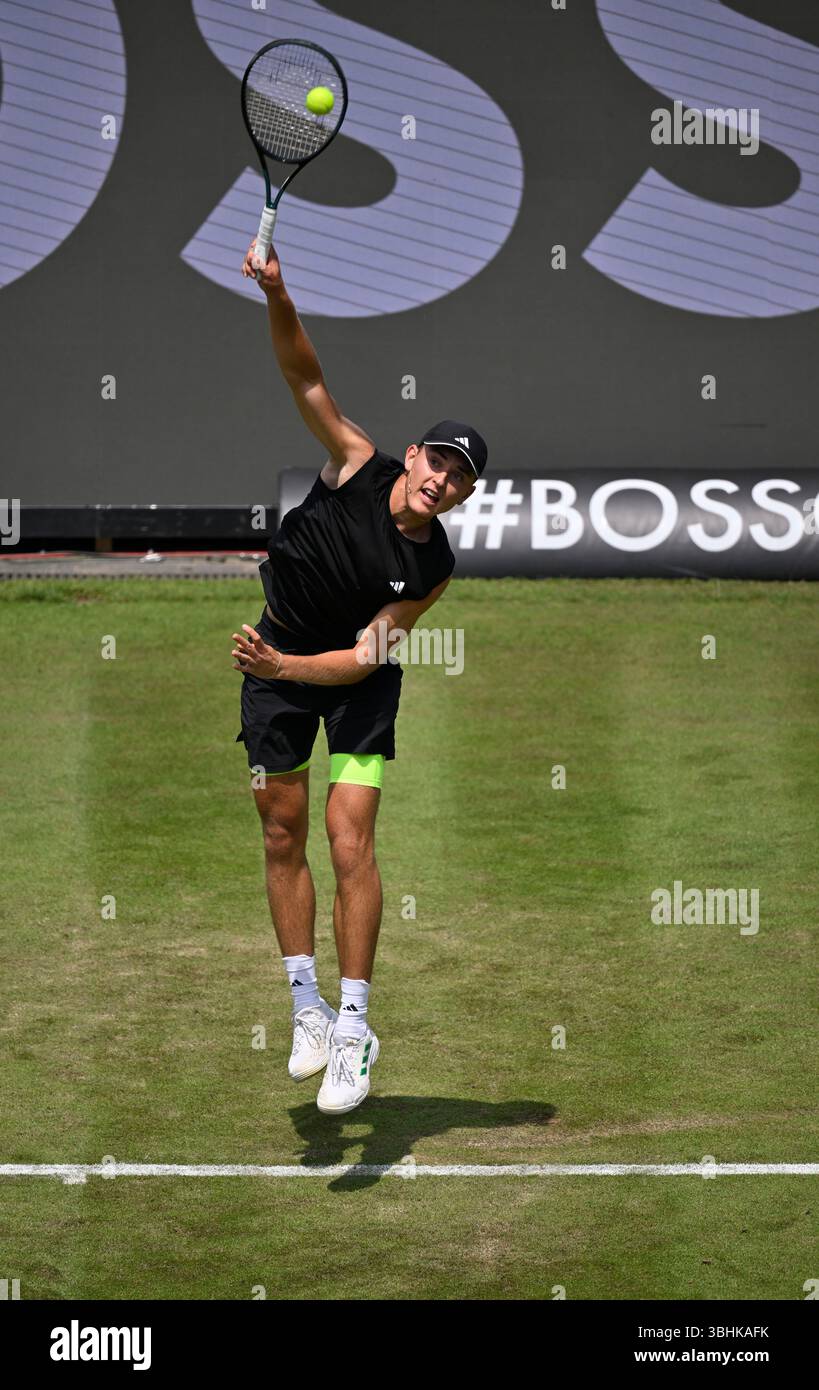 Justin Engel GER Aktion Tennis Herren BOSS Open ATP 250 Stuttgart 2025 ...
