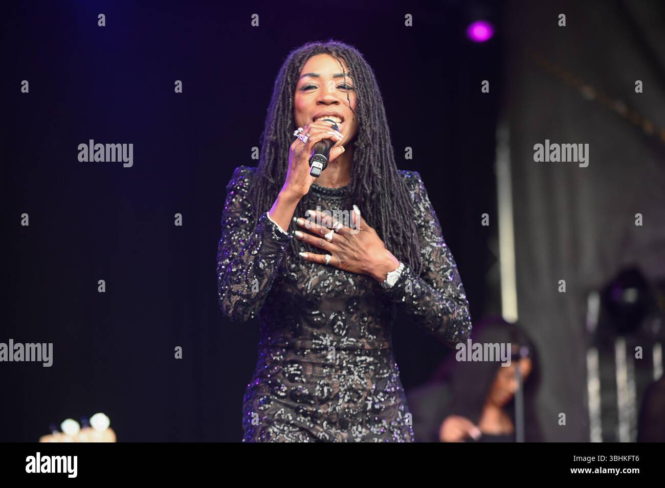 Heather Small Performing at Donny Fest 2025 , Doncaster, UK Stock Photo ...