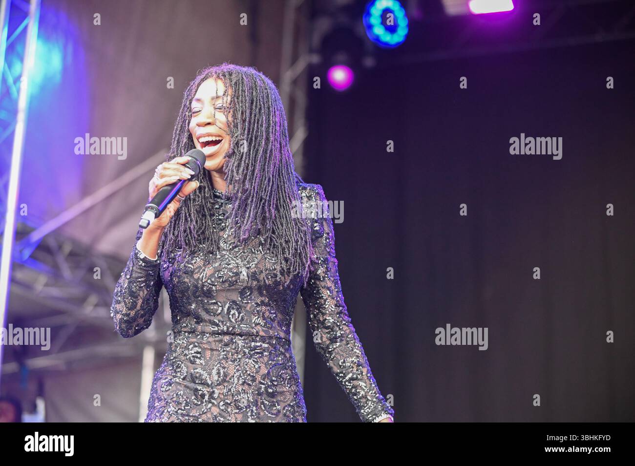 Heather Small Performing at Donny Fest 2025 , Doncaster, UK Stock Photo ...
