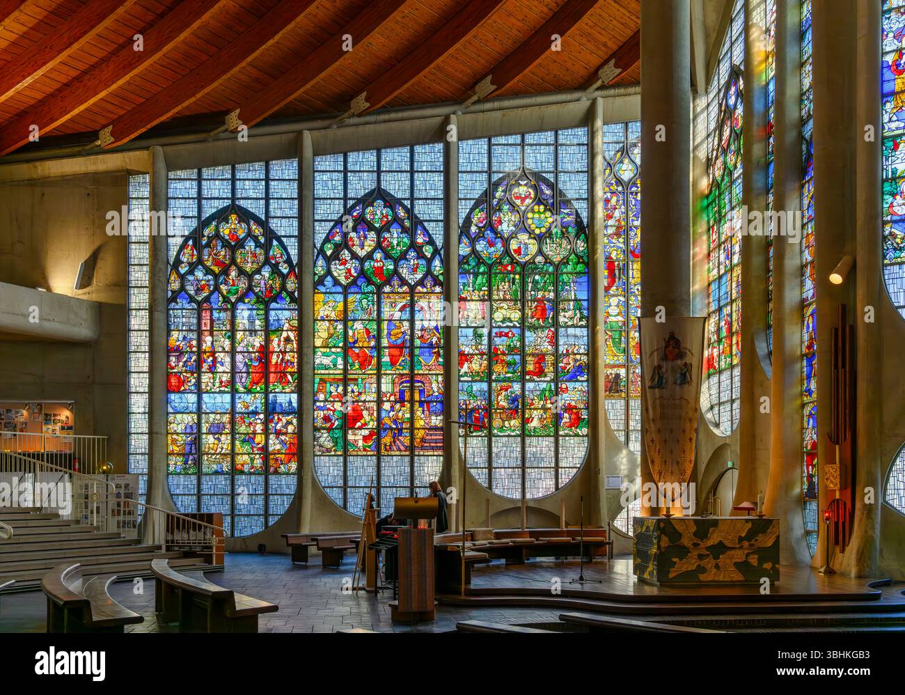 Inside Saint Joan of Arc Church (Église Sainte-Jeanne-d'Arc) in Rouen ...