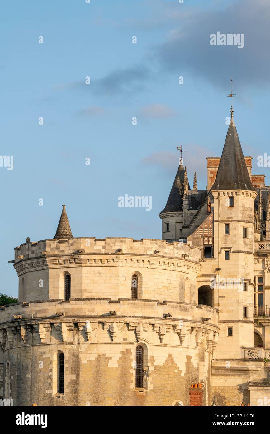 Cylindrical displays hi-res stock photography and images - Alamy