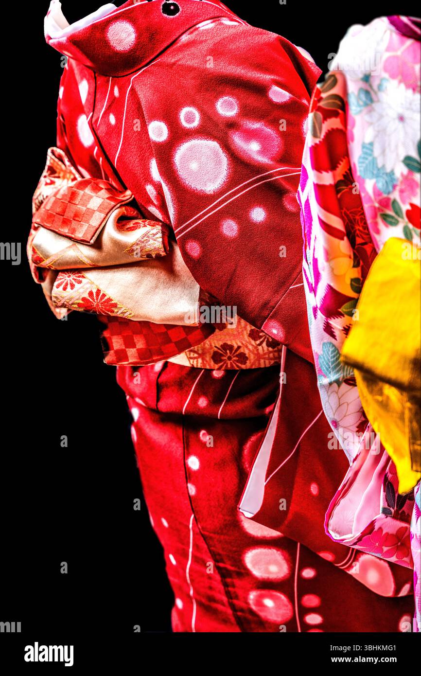 Colorful Red White Traditional Japanese Kimonos Fushimi Inari Shinto ...