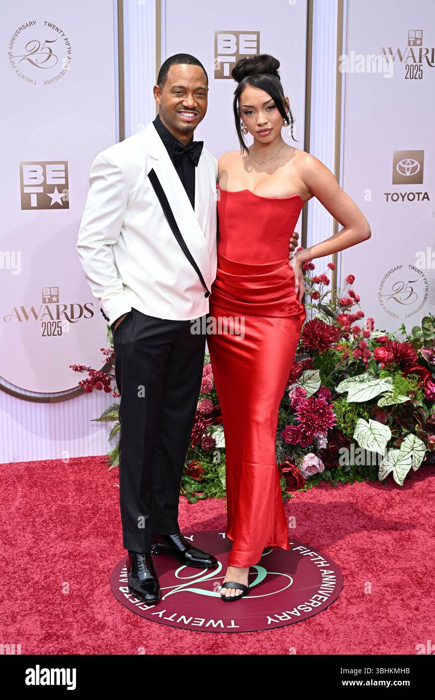 Terrence J und Mikalah Sultan bei der Verleihung der 25. BET Awards 2025 im Peacock Theater. Los ...