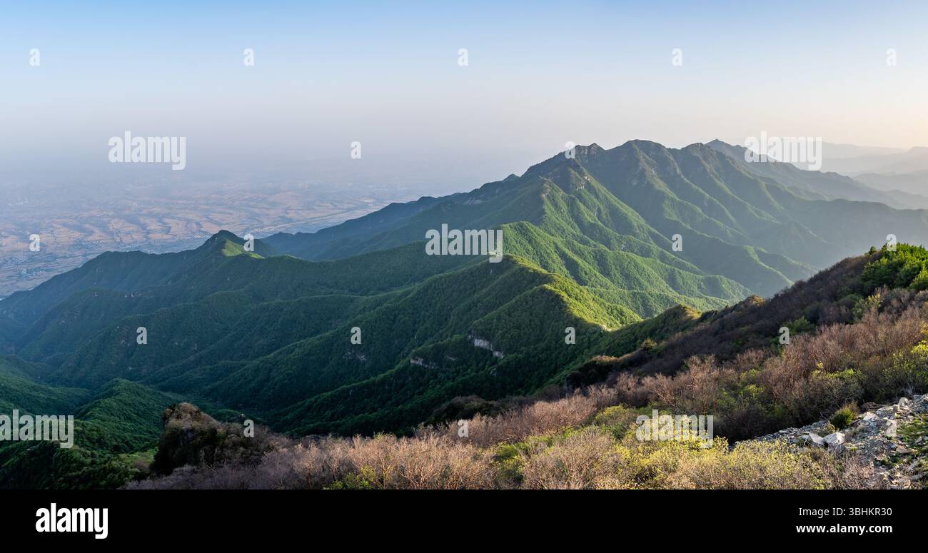 Mountain landscape of Huoshan (霍山). Shanxi Province, China Stock Photo ...