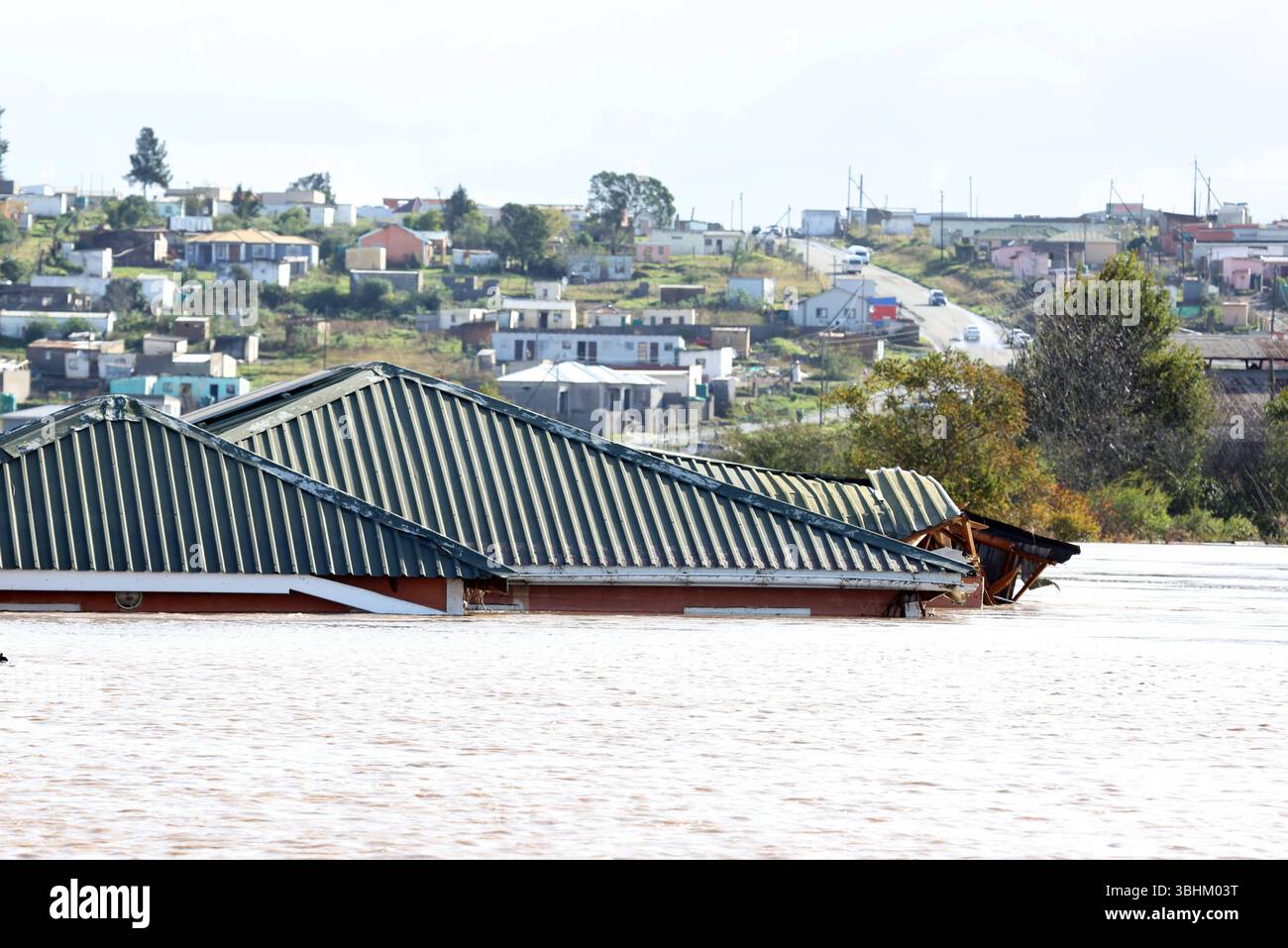 Flooding in the Eastern Cape of South Africa Flooded houses at Polar ...