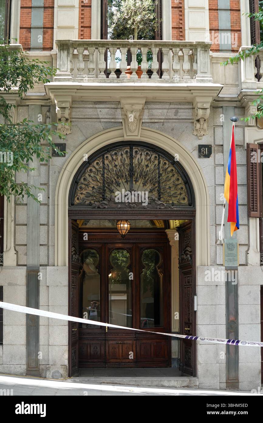 Armenian emblem hi-res stock photography and images - Alamy