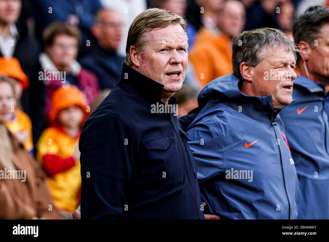 Netherland's coach singing the anthem hi-res stock photography and ...