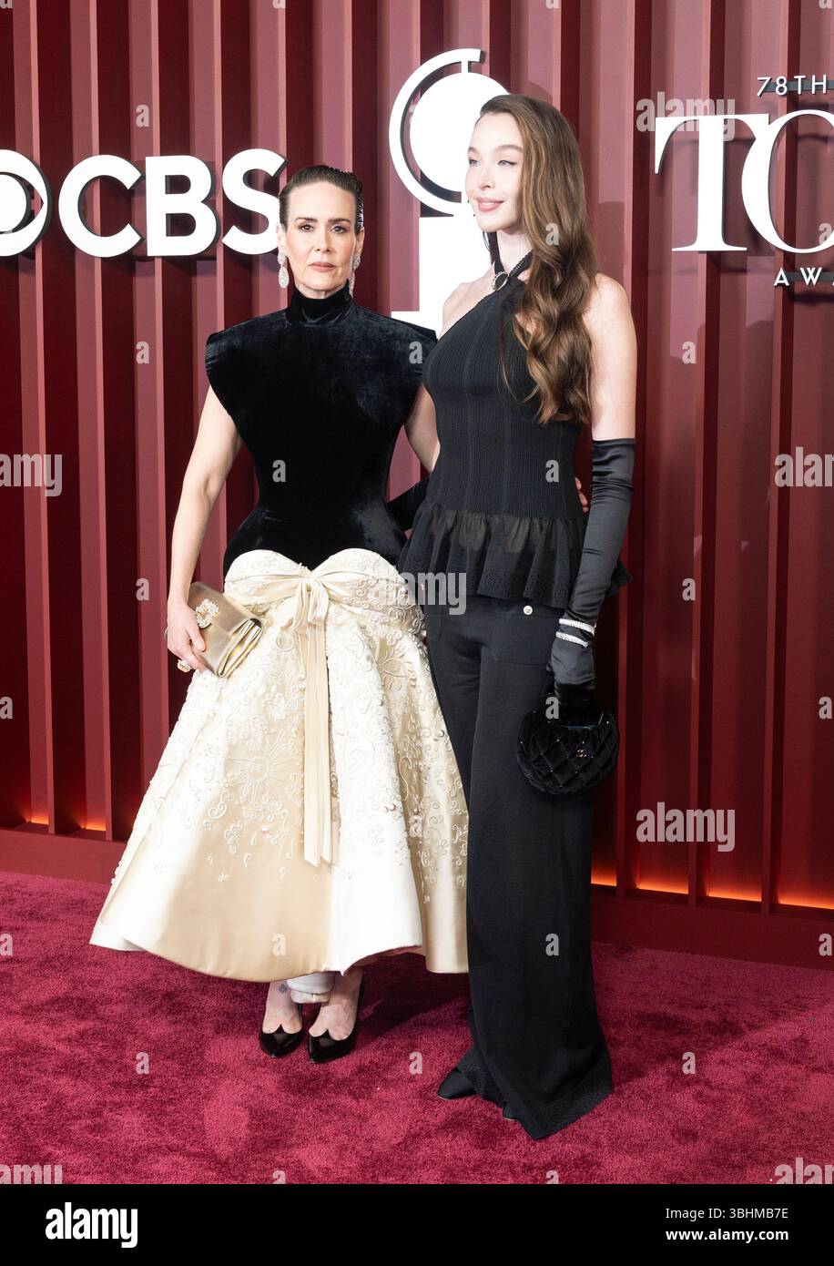 Sarah Paulson wearing dress by Schiaparelli and Ella Beattyattends 78th ...