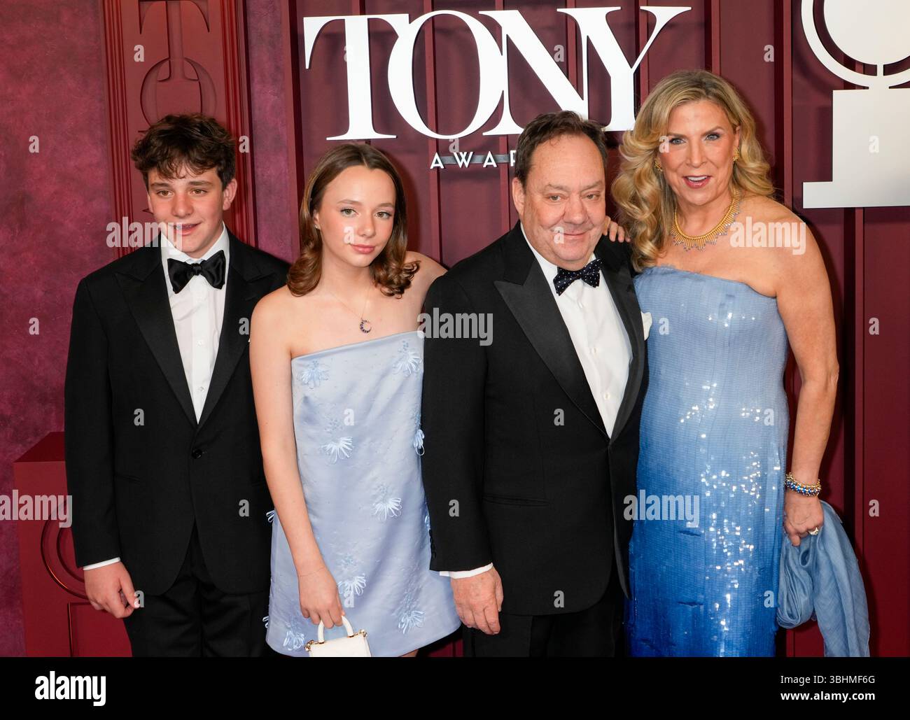 James L. Nederlander, Margo Nederlander and family during the 2025 Tony ...