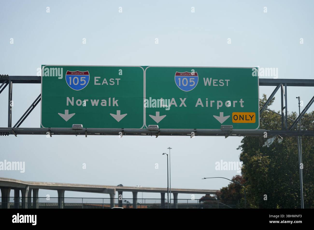 Los Angeles freeway sign Stock Photo - Alamy