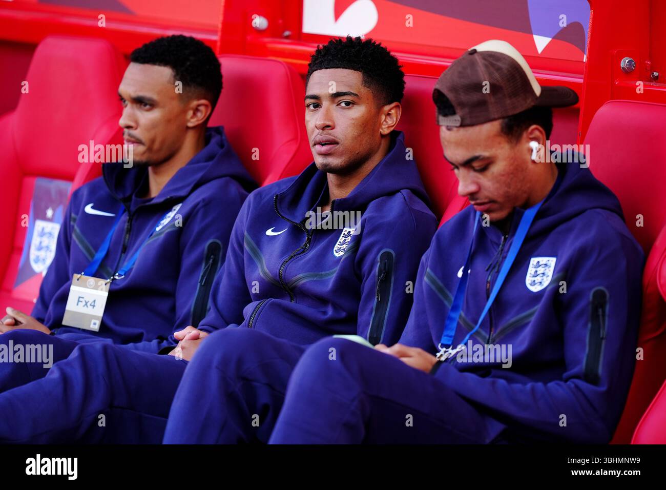 England's Jude Bellingham (centre) with Trent Alexander-Arnold and ...