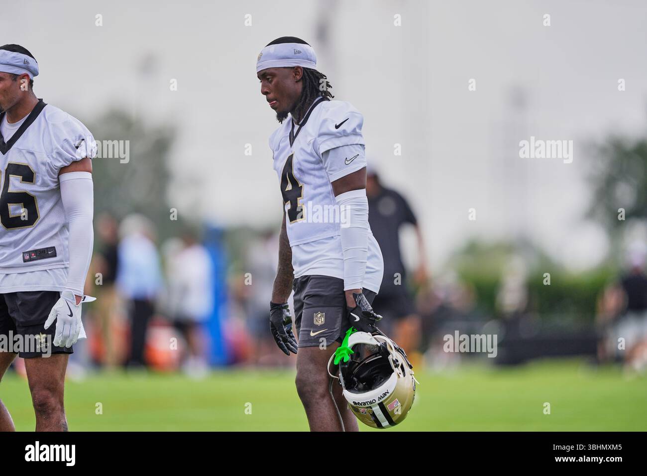 New Orleans Saints cornerback Kool-Aid McKinstry (4) goes through ...