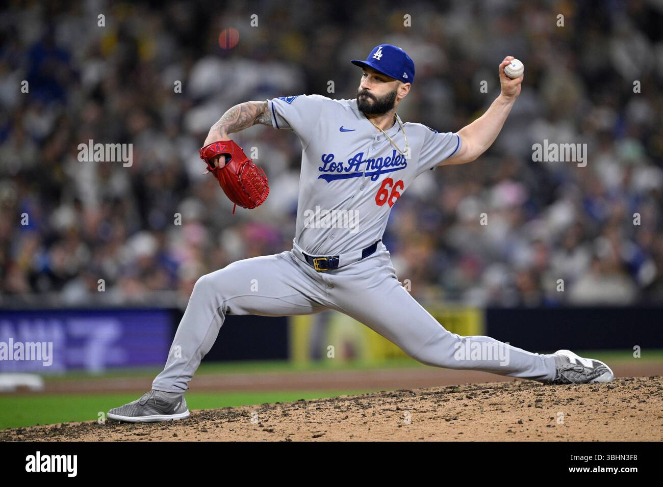 Los Angeles Dodgers relief pitcher Tanner Scott throws during the 10th ...