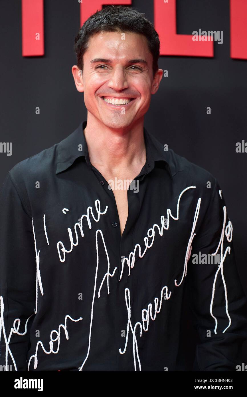 Alex Gonzalez attends Netflix Spain's 10th anniversary party red carpet ...