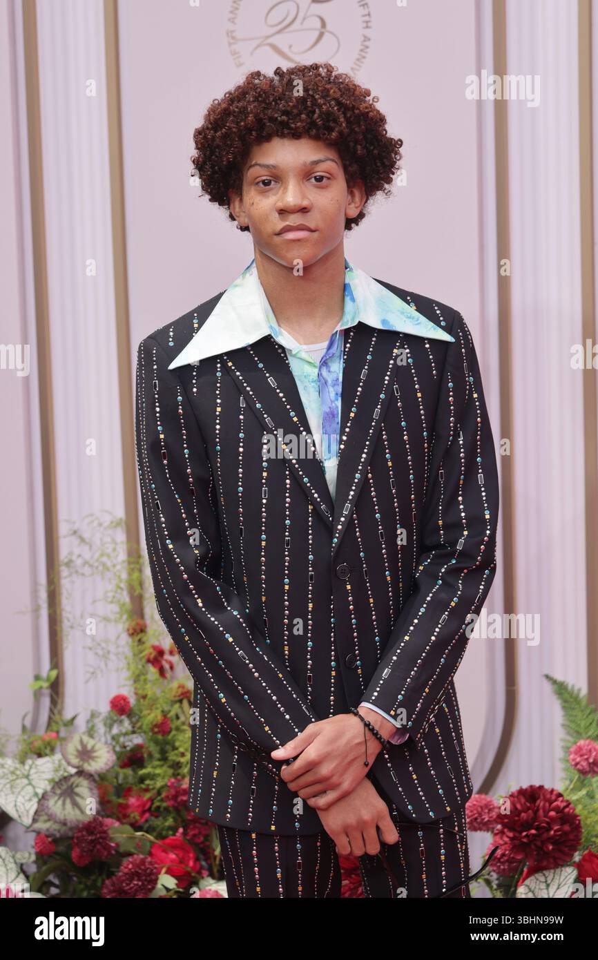 Los Angeles, USA. 10th June, 2025. Tyrik Johnson attends the 2025 BET ...